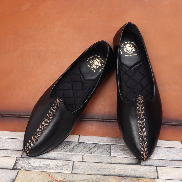 Voganow | Buy Bareskin Punjabi Jalsa Jutti Shoes for Men